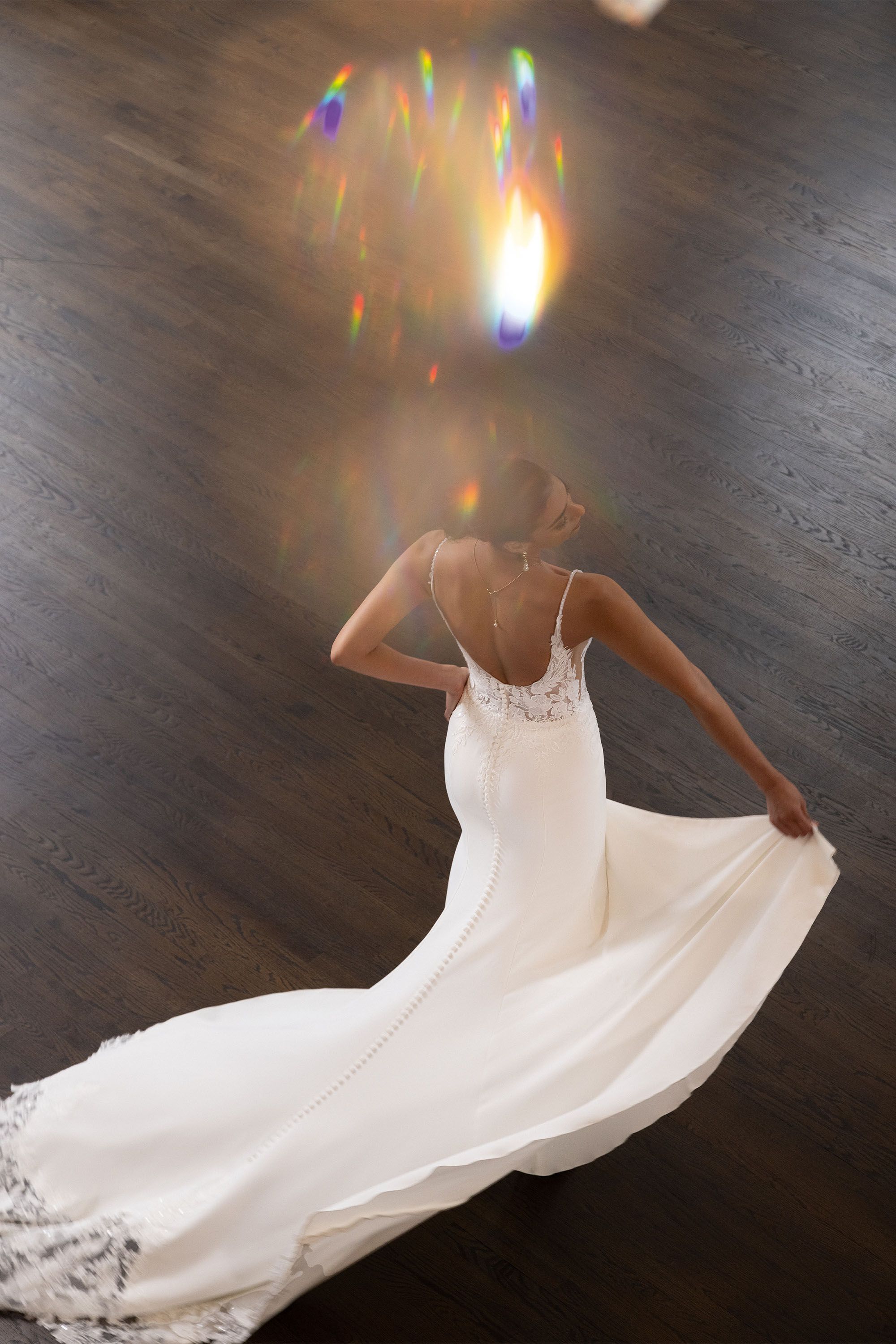 Everley: Lace and Crepe Fit and Flare Wedding Dress with Slit | Justin ...