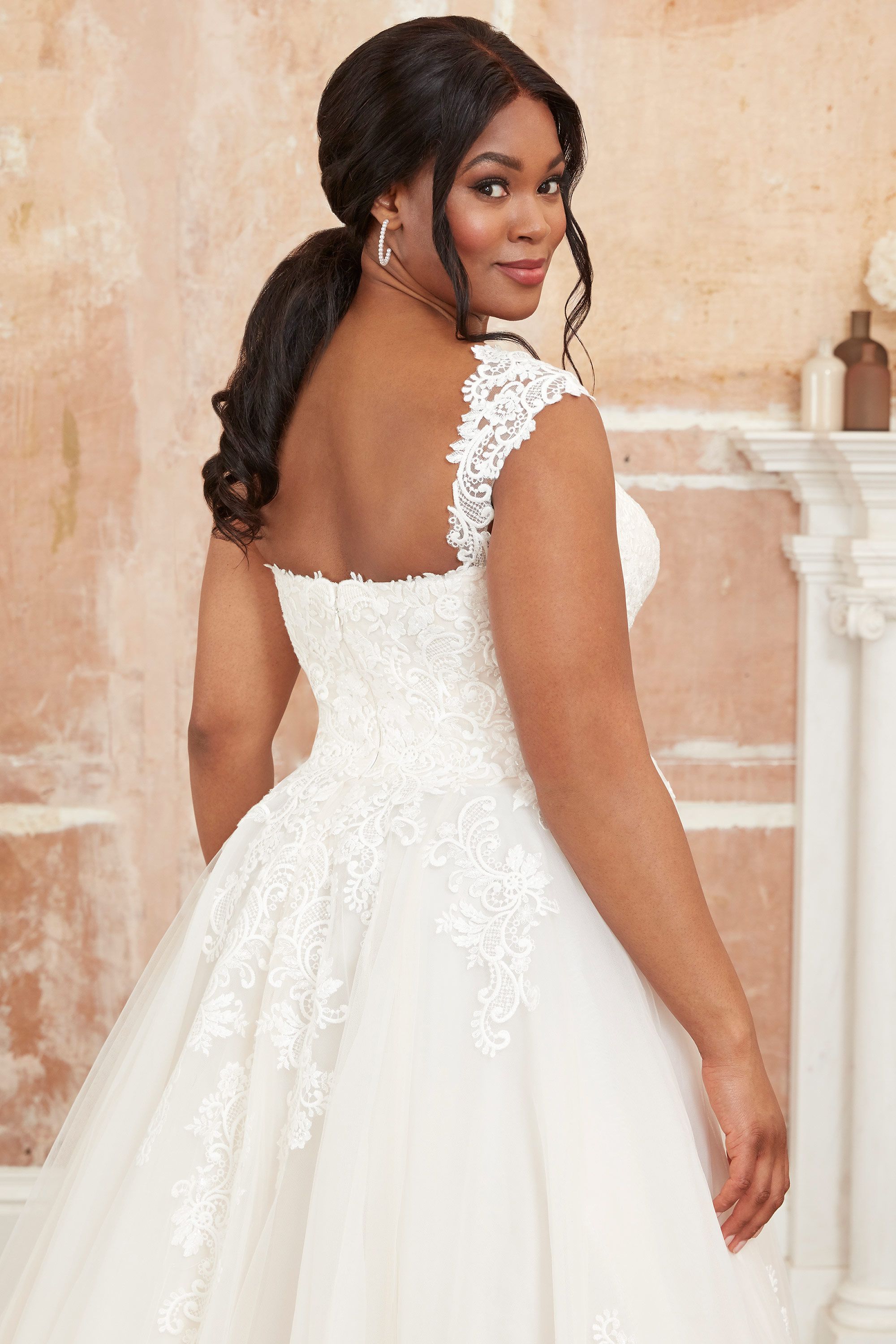 11125PS: Plus Size Ball Gown with Sweetheart Neckline and Detachable ...